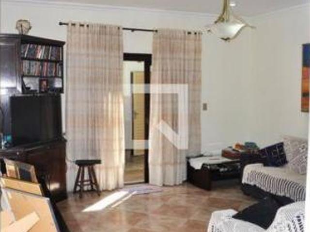 Casa à Venda Água Fria, 4 Quartos, 203 m2