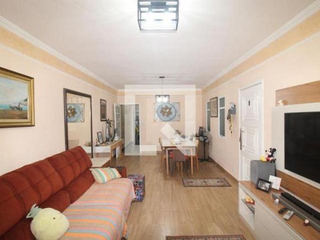 Casa à Venda Água Fria, 4 Quartos, 243 m2
