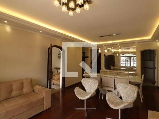 Casa à Venda Água Fria, 4 Quartos, 280 m2