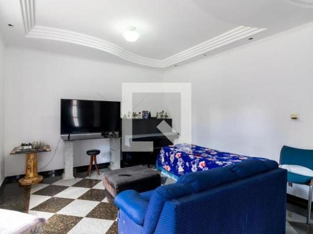 Casa à Venda Água Fria, 4 Quartos, 309 m2