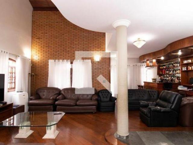 Casa à Venda Água Fria, 4 Quartos, 387 m² São Paulo