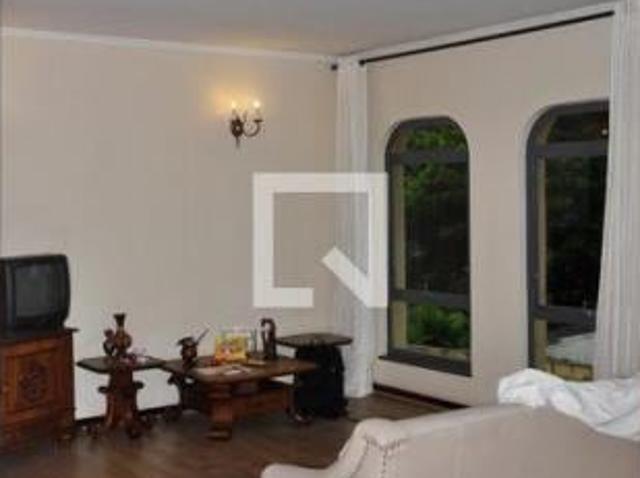 Casa à Venda Água Fria, 5 Quartos, 500 m2