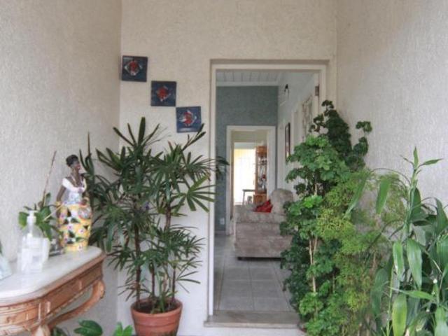 Casa à Venda Água Fria, 5 Quartos, 230 m2