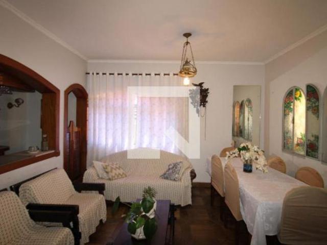 Casa à Venda Água Fria, 5 Quartos, 250 m2
