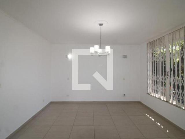 Casa à Venda Água Fria, 5 Quartos, 306 m2
