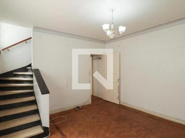 Casa à Venda Água Fria, 5 Quartos, 309 m² São Paulo