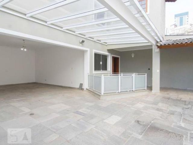Casa à Venda Água Fria, 5 Quartos, 342 m² São Paulo