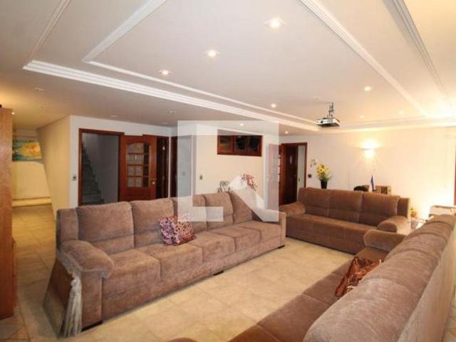 Casa à Venda Água Fria, 6 Quartos, 388 m2