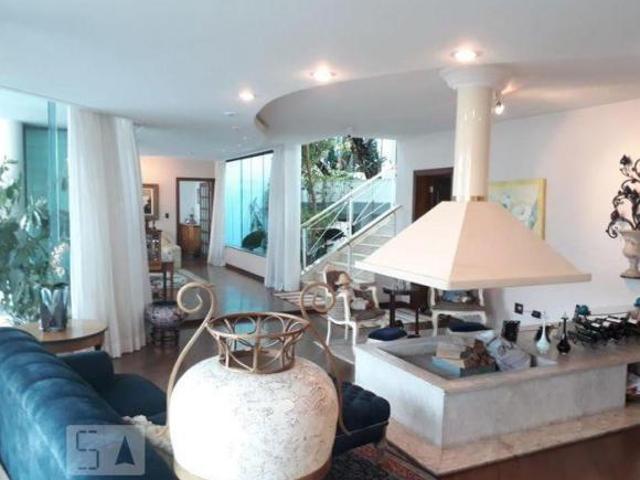 Casa à Venda Água Fria, 7 Quartos, 800 m² São Paulo