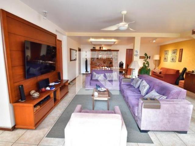 Casa à Venda Alto Taquaral, 4 Quartos, 302 m2