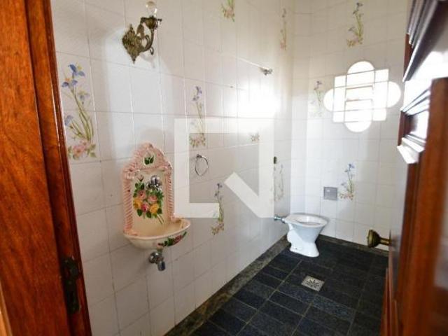 Casa à Venda Alto Taquaral, 4 Quartos, 500 m2