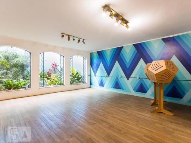 Casa à Venda Alto Taquaral, 5 Quartos, 600 m2