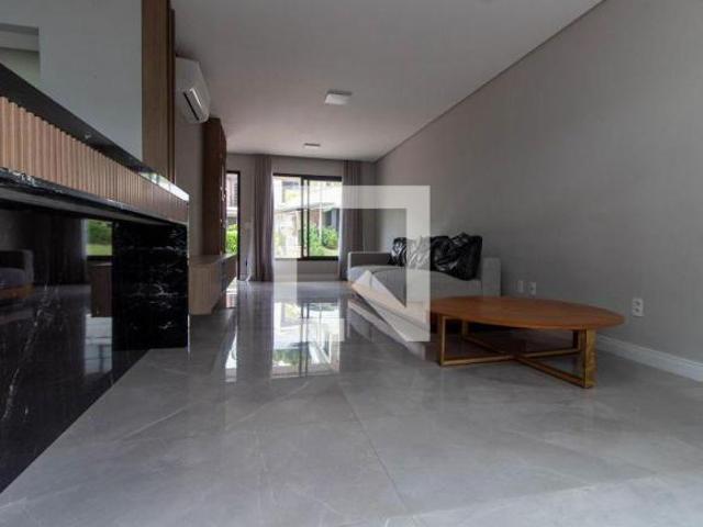 Casa à Venda Alto Taquaral, 2 Quartos, 130 m2