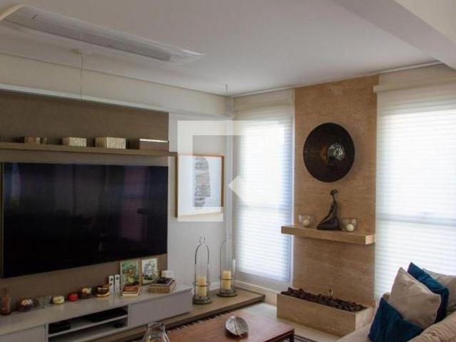 Casa à Venda Alto Taquaral, 2 Quartos, 240 m2