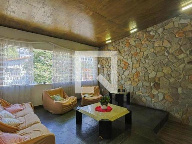 Casa à Venda Alto Caiçaras, 4 Quartos, 360 m² Belo Horizonte