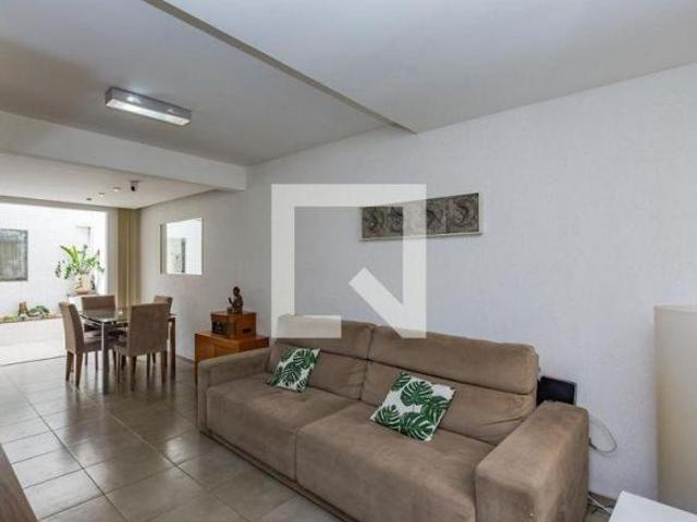 Casa à Venda Alto Caiçaras, 3 Quartos, 162 m² Belo Horizonte