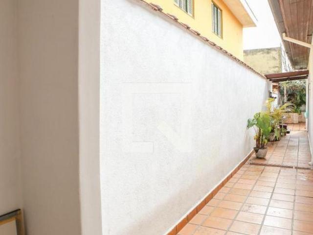 Casa à Venda Alto da Lapa, 2 Quartos, 150 m2