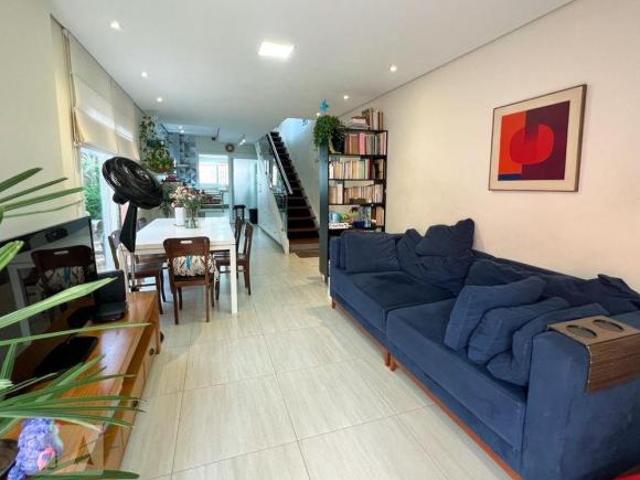 Casa à Venda Alto da Lapa, 2 Quartos, 192 m2