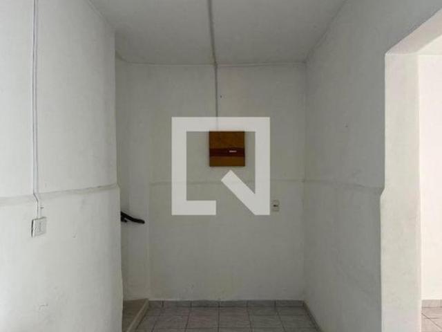 Casa à Venda Alto da Lapa, 2 Quartos, 200 m2