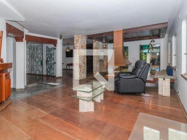 Casa à Venda Alto da Lapa, 3 Quartos, 500 m² São Paulo