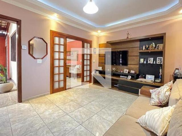 Casa à Venda Alto da Lapa, 3 Quartos, 209 m2