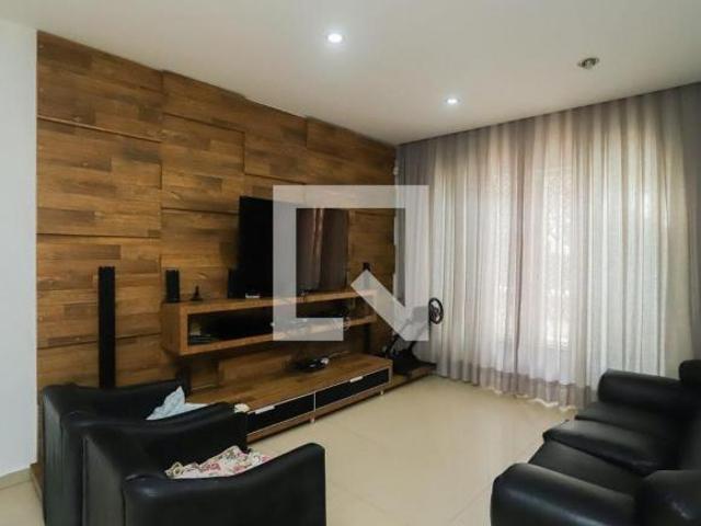 Casa à Venda Alto da Lapa, 3 Quartos, 220 m2