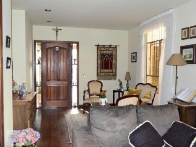 Casa à Venda Alto da Lapa, 3 Quartos, 250 m2