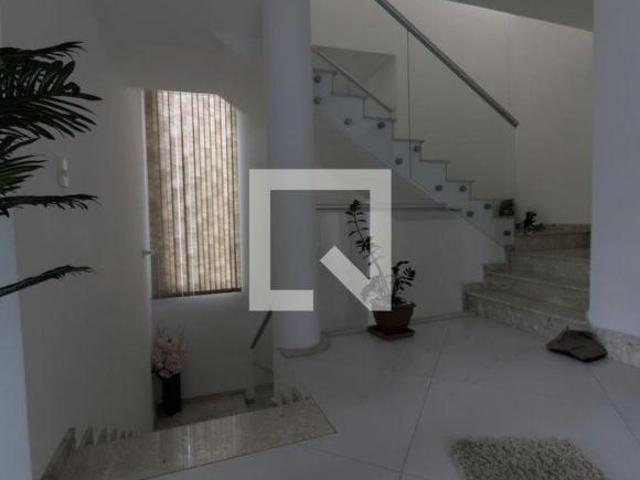 Casa à Venda Alto da Lapa, 3 Quartos, 384 m2