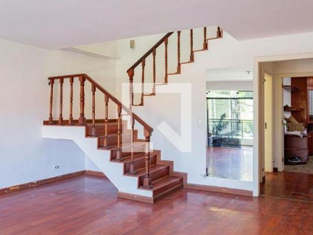 Casa à Venda Alto da Lapa, 4 Quartos, 276 m² São Paulo