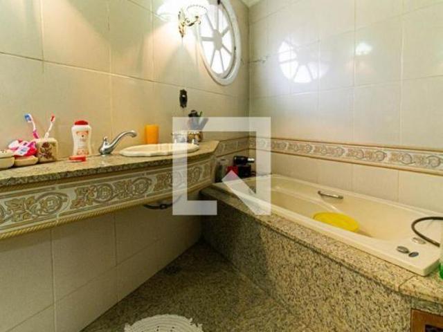 Casa à Venda Alto da Lapa, 4 Quartos, 300 m2