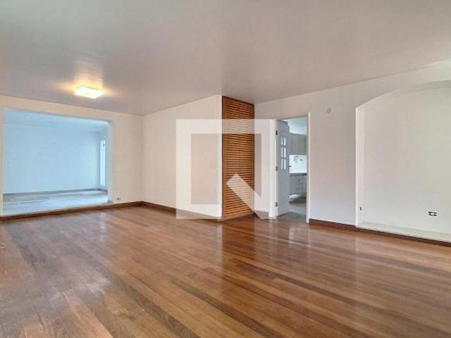 Casa à Venda Alto da Lapa, 6 Quartos, 392 m2