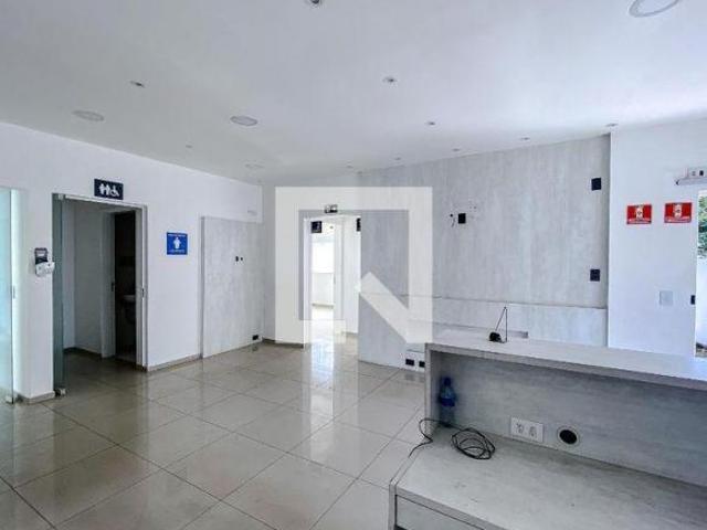 Casa à Venda Alto da Lapa, 8 Quartos, 496 m² São Paulo