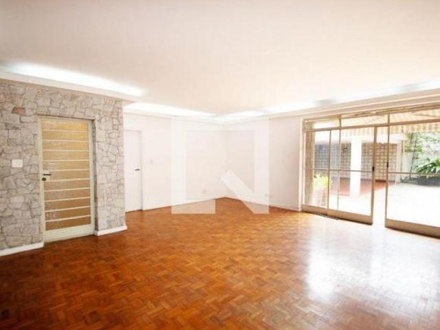 Casa à Venda Alto de Pinheiros, 3 Quartos, 611 m2