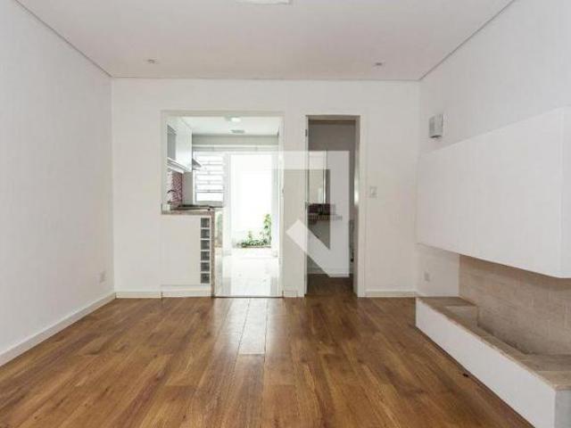 Casa à Venda Alto de Pinheiros, 2 Quartos, 150 m2