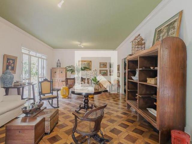 Casa à Venda Alto de Pinheiros, 4 Quartos, 270 m2