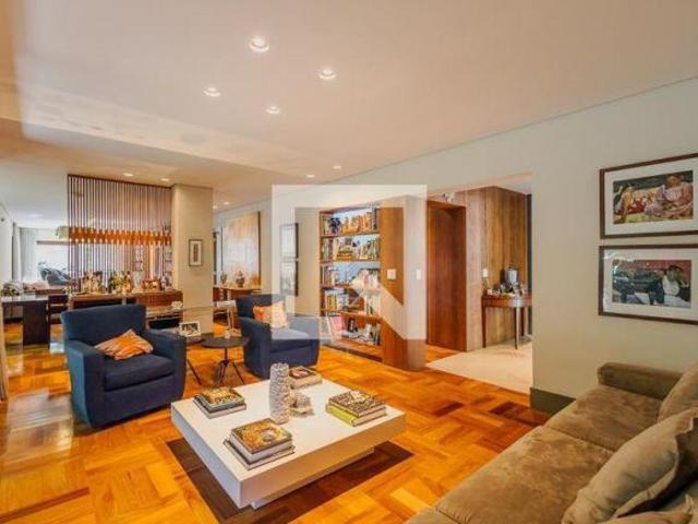 Casa à Venda Alto de Pinheiros, 4 Quartos, 373 m2