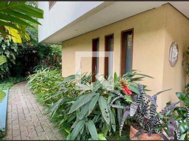 Casa à Venda Alto de Pinheiros, 4 Quartos, 397 m² São Paulo