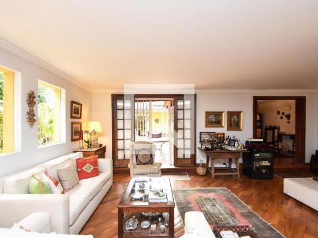 Casa à Venda Alto de Pinheiros, 4 Quartos, 450 m2