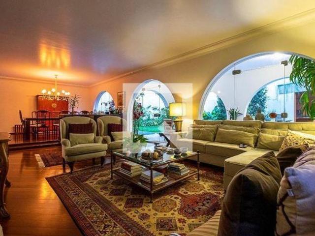 Casa à Venda Alto de Pinheiros, 4 Quartos, 420 m2