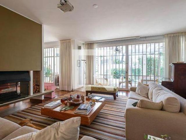 Casa à Venda Alto de Pinheiros, 4 Quartos, 420 m² São Paulo