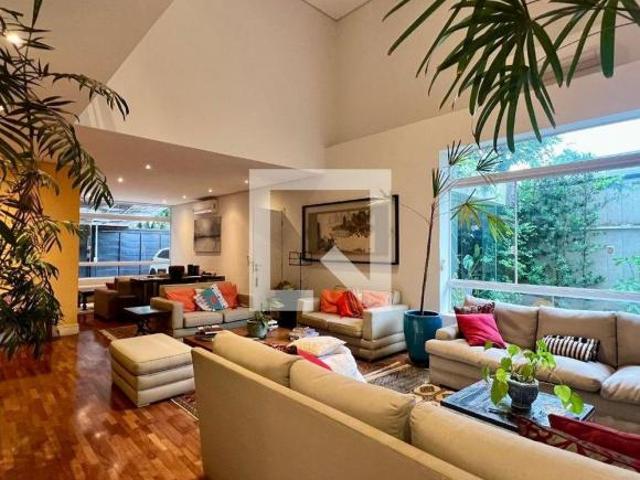 Casa à Venda Alto de Pinheiros, 4 Quartos, 430 m2