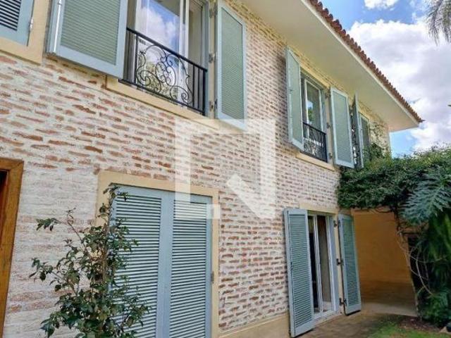 Casa à Venda Alto de Pinheiros, 4 Quartos, 750 m² São Paulo