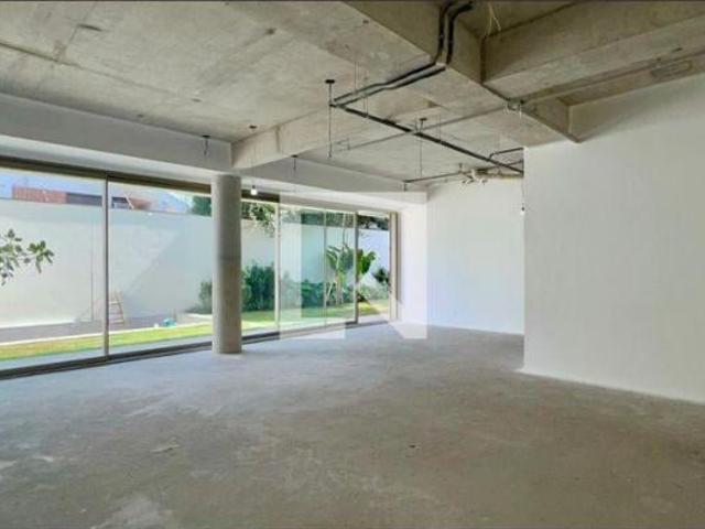 Casa à Venda Alto de Pinheiros, 4 Quartos, 802 m² São Paulo