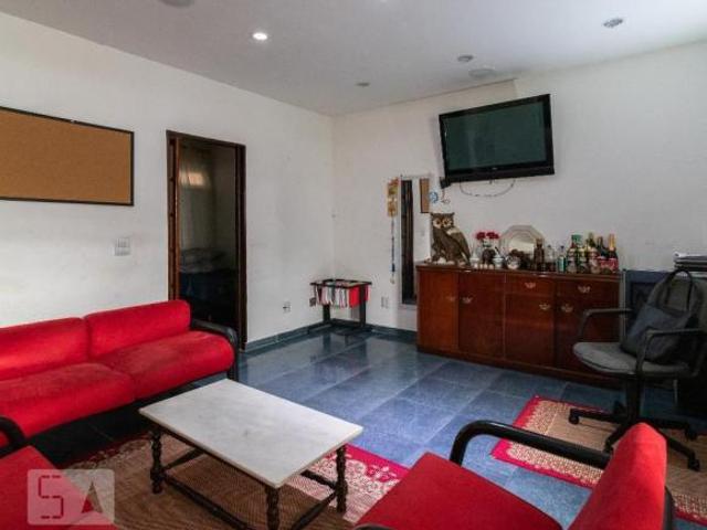 Casa à Venda Alto de Pinheiros, 5 Quartos, 135 m2