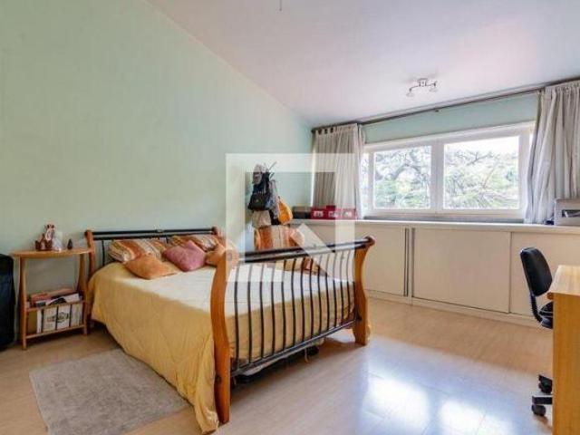 Casa à Venda Alto de Pinheiros, 5 Quartos, 499 m2