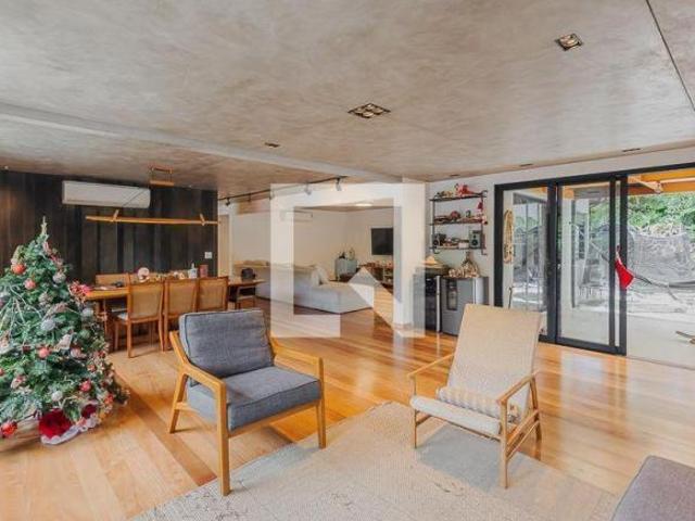 Casa à Venda Alto de Pinheiros, 5 Quartos, 400 m² São Paulo