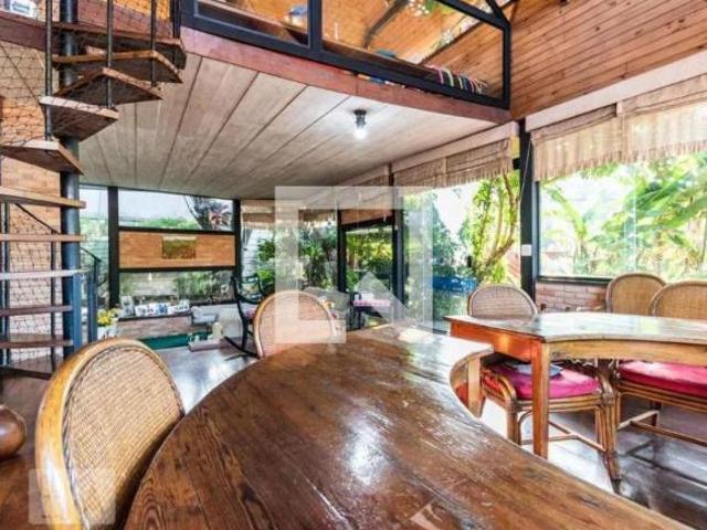 Casa à Venda Alto de Pinheiros, 5 Quartos, 405 m2