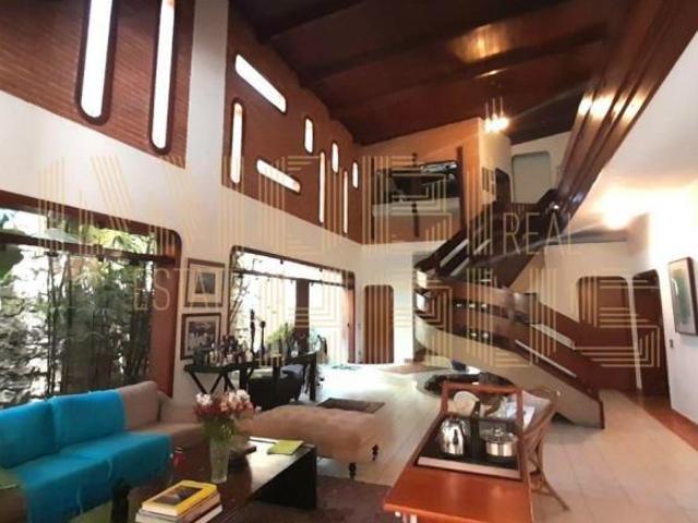 Casa à venda Alto de Pinheiros SP 4 quartos