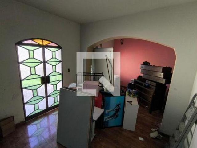 Casa à Venda Alto dos Pinheiros, 2 Quartos, 200 m² Belo Horizonte