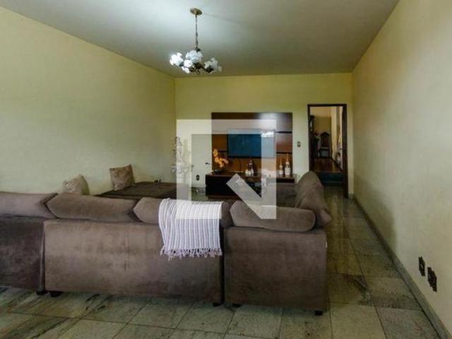 Casa à Venda Alto dos Pinheiros, 4 Quartos, 368 m² Belo Horizonte